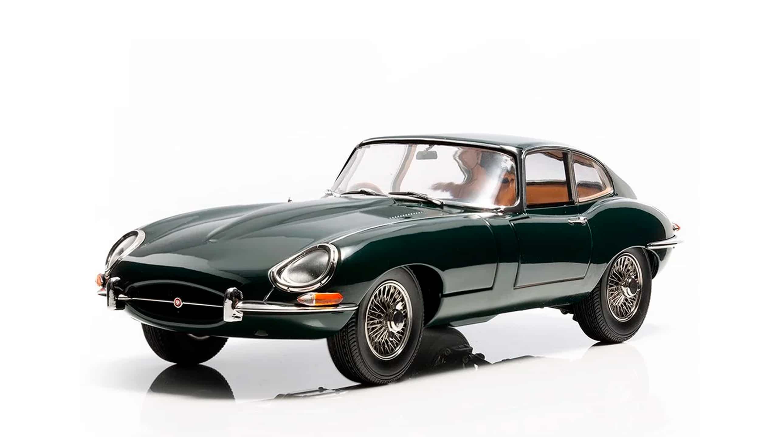 E-type 1:18 scale model - british racing green | Jaguar 台灣